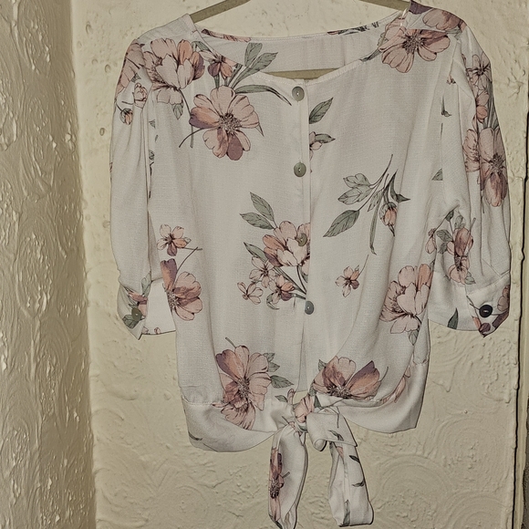 meraki | Tops | Meraki Floral Blouse | Poshmark